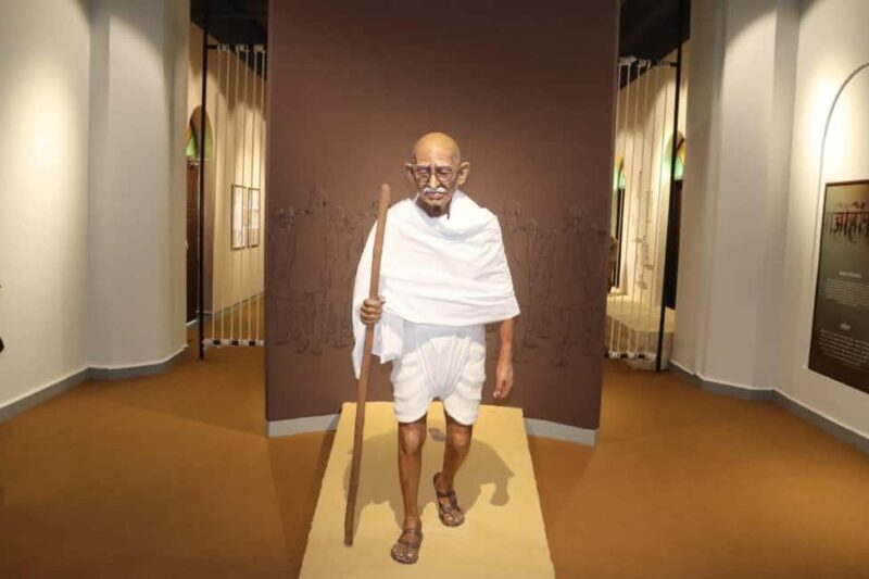 Delhi: Tracing the Path of India's Father of the Nation - What to Expect from the Gandhi Legacy Tour
