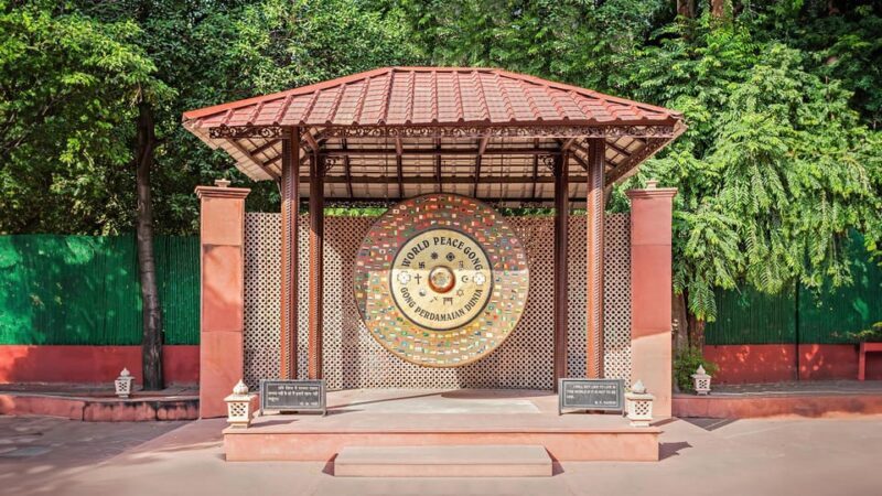 Delhi: Tracing the Path of India's Father of the Nation - FAQs