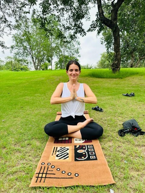 Delhi: Traditional Indian Yoga Experience - A Practical Guide to the Delhi Yoga Experience