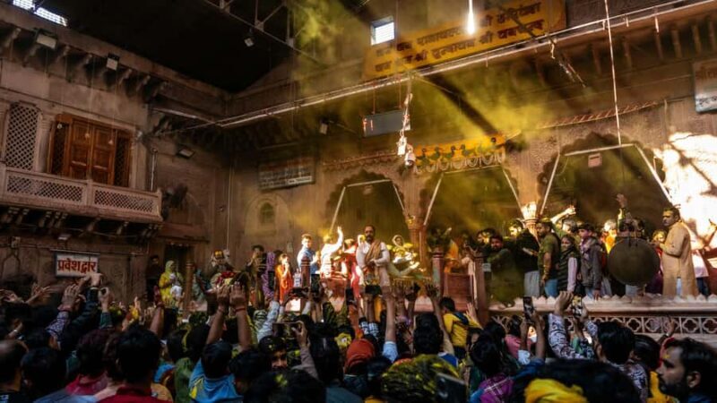 Delhi: Vrindavan, Taj Mahal, & Agra Fort Day Trip - Key Points