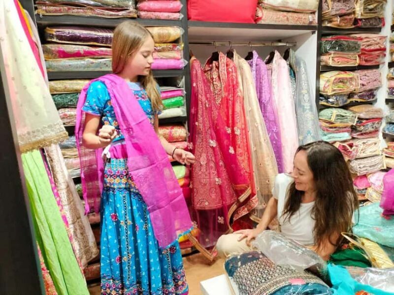 Delhi: Wedding Shopping Tour with Female Consultant - Key Points