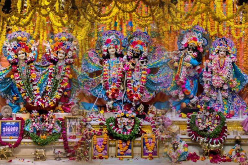 Delhi's Temples and Spiritual Sites Day Tour - Lunch Break: Savoring Delhi’s Culinary Heritage