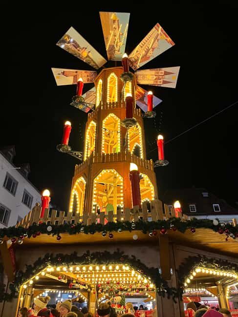 Delightful Advent tour: sparkling wine, cookies, and mulled wine in Würzburg - An In-Depth Look at the Würzburg Advent Tour