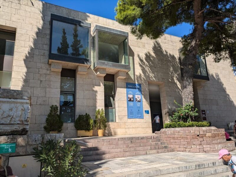 Delphi and Hosios Loukas Monastery: Private Tour from Athens - Key Points