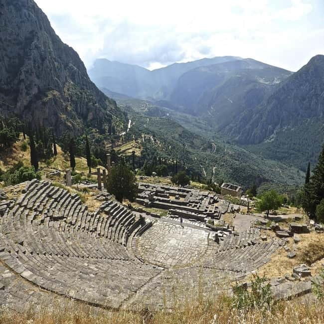 Delphi And Thermopylae Private Full-Day Tour From Athens - Who Should Book This Tour?