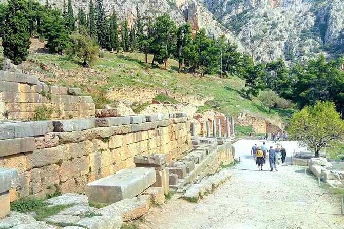 Delphi Arachova & Monast. Hosios Loukas from Athens Private Tour - Summing It Up