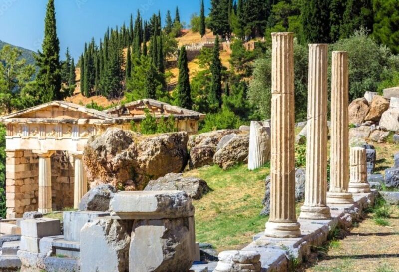 Delphi: Audiovisual self-guided tour with 3D models - Key Points