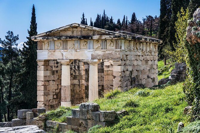 Delphi Day Trip from Athens with Spanish-Speaking Guide - Reflecting on the Tour: Pros and Cons