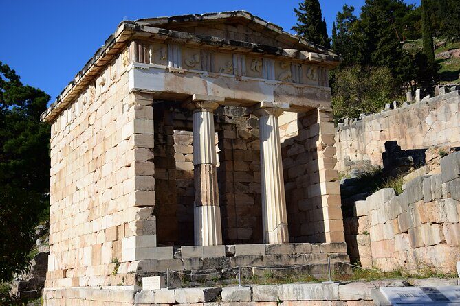 Delphi Full Day Tour luxury private tour - Lunch and Cultural Break in a Village Taverna