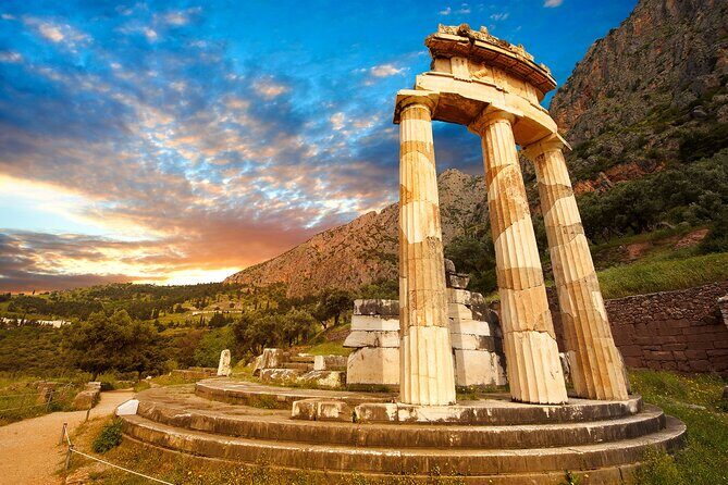 Delphi Private Full Day Tour from Athens - Lunch with a View: Embracing the Local Flavor