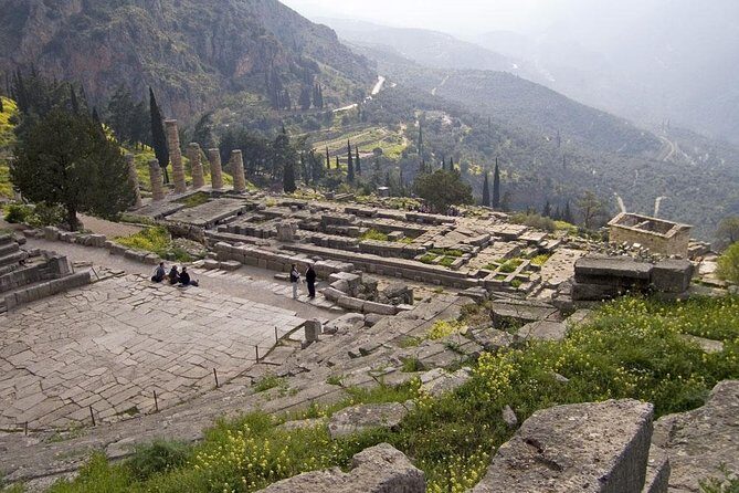 Delphi Private Tour (up to 11 people) - Exploring the Heart of Greece: Delphi and Beyond