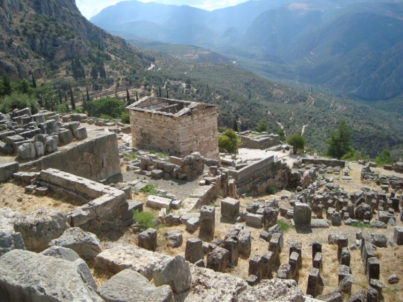 Delphi, Thermopylae full day private tour from Athens - What Makes This Tour Stand Out?