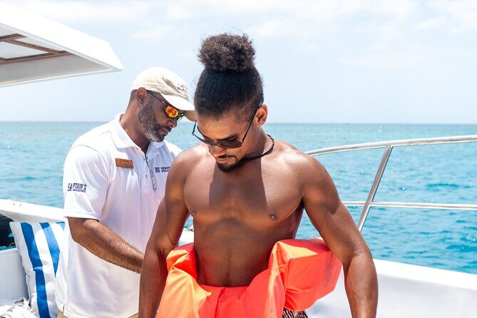 Deluxe 2-Hour Private Charter in Montego Bay with Open Bar - FAQs