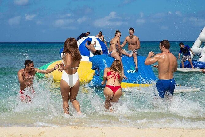 Deluxe Catamaran in Cozumel with Snorkeling Lunch and Drinks - FAQ