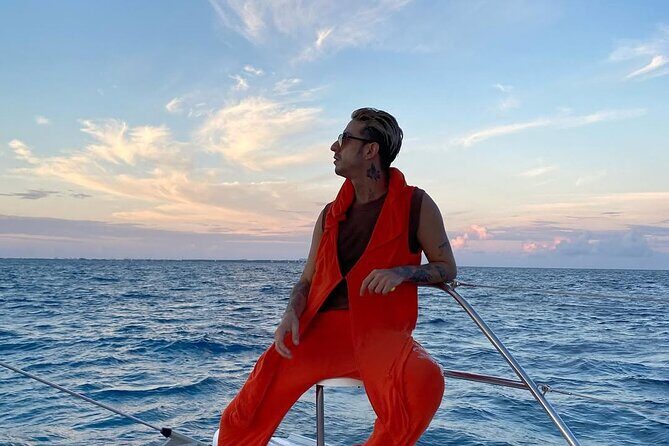 Deluxe Catamaran to Isla Mujeres, from Tulum hotels and resorts - Summary