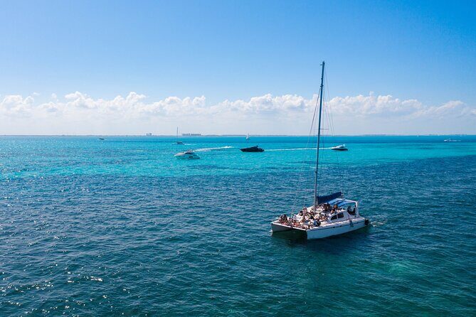 Deluxe Catamaran to Isla Mujeres with Open Bar from Cancun - Practical Details and Tips