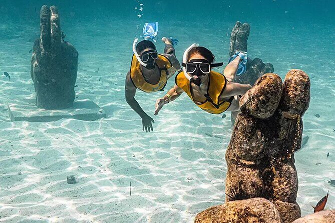 Deluxe Catamaran to Isla Mujeres with Open Bar from Cancun - FAQ