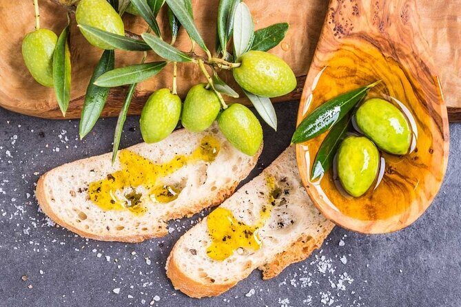 Deluxe Experience: Mozzarella, Oil and Wine Tasting on the Amalfi Coast - Practical Considerations