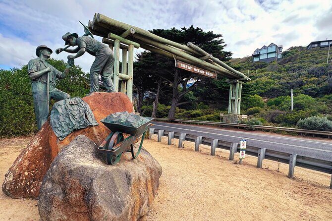 Deluxe Great Ocean Road Private Tour - Transportation, Timing, and Comfort