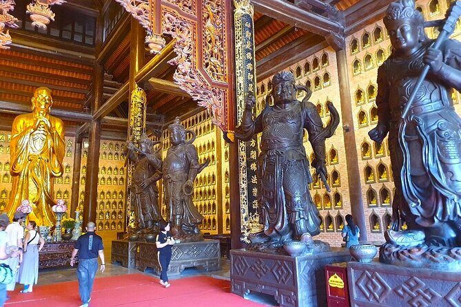 Deluxe Ninh Binh Day Tour Bai Dinh Pagoda, Trang An, Mua Caves - FAQ