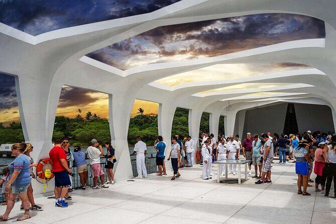 Deluxe Pearl Harbor, Arizona Memorial, and Visitor Center Tour - The Itinerary in Detail: What to Expect
