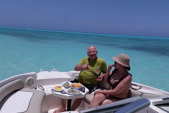 Deluxe Private Boats - 24 ft Sea Ray - What to Expect from the Itinerary
