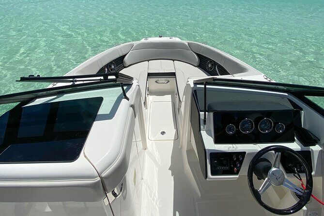 Deluxe Private Boats - 24 ft Sea Ray - Who Should Consider This Tour?
