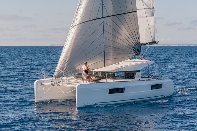 Deluxe Private Boats - 40 ft Catamaran - FAQs about the Cozumel Private Catamaran Tour