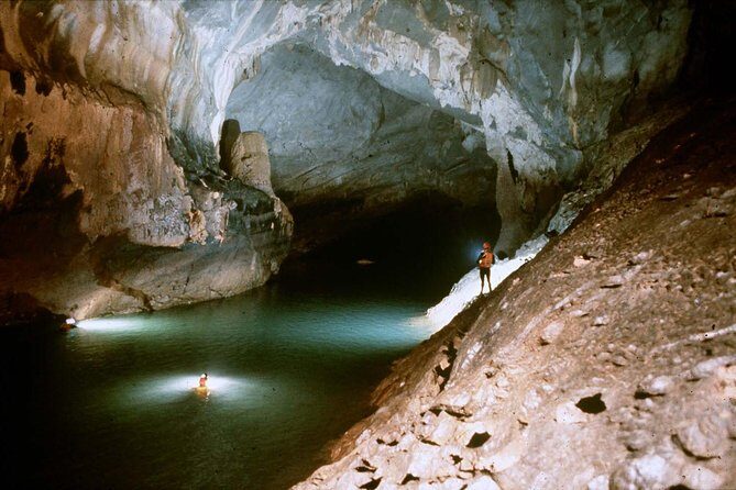 Deluxe Small Group Tour: Phong Nha Cave And Dark Cave 1 Day - Detailed Review of the Tour Experience