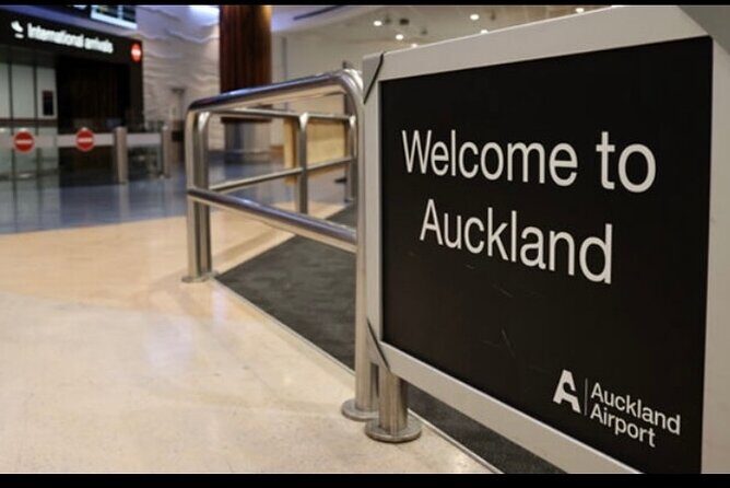 Deluxe Transfers - Auckland Airport - FAQs about Auckland Airport Private Transfers