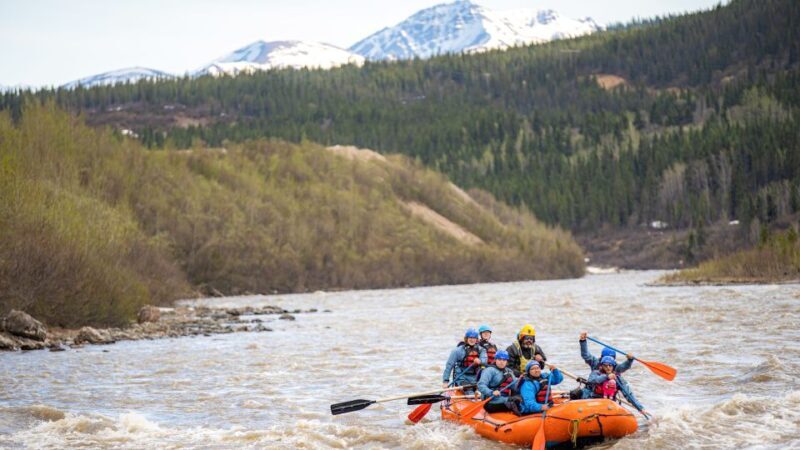 Denali, Alaska: Canyon Wave Raft Class III-IV Paddle/Oar - The Experience for Different Types of Travelers