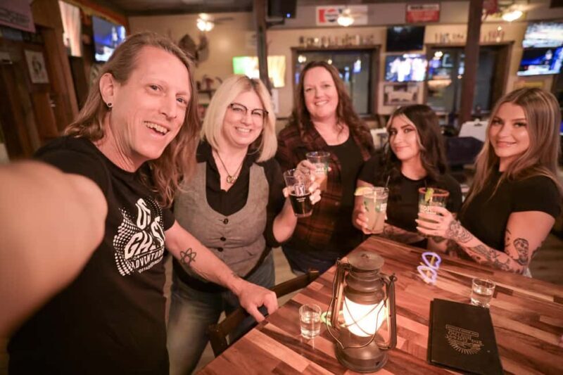 Denver: Spirits & Spirits Haunted Pub Crawl - Starting the Night at Pub on Penn