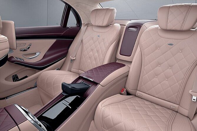 Departure by Luxury Vehicle from Basel City to Basel Airport BSL - Why This Transfer Service Is a Game Changer