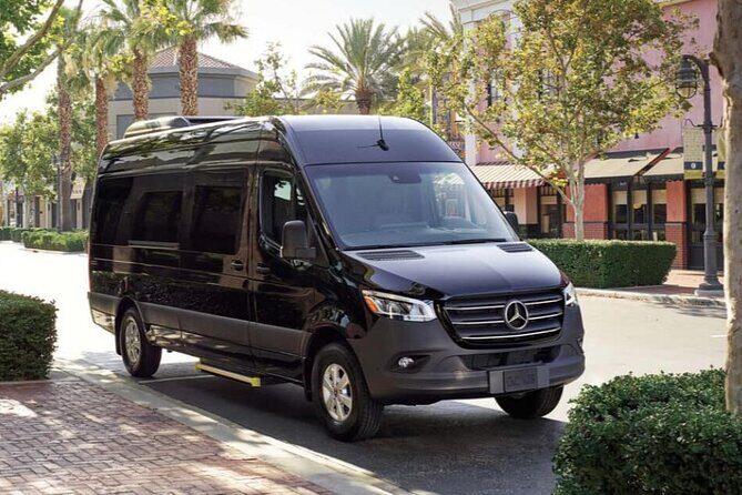 Departure by Minibus from Oakland City to Oakland Airport OAK - Why Choose a Private Transfer from Oakland City to Oakland Airport?