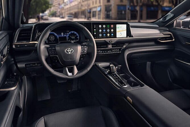 Departure by Private Sedan from Kyoto to Osaka Itami Airport ITM - Who Is This Tour Best For?