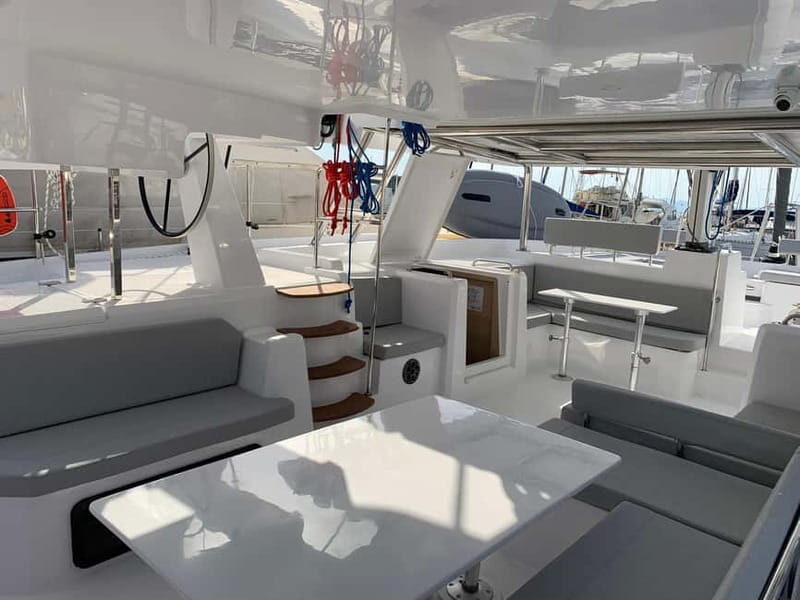 Departure from BRUSC: Half-day catamaran cruise - Discovering the Embiez Archipelago by Catamaran