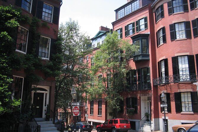 Departure Private Transfer: Boston City to Boston Airport BOS in Luxury SUV - FAQs