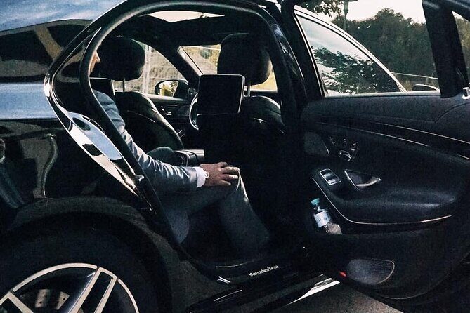 Departure Private Transfer: Orlando to Orlando Airport MCO in Business Car - Why Choose a Private Orlando Airport Transfer?