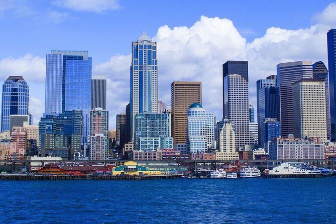 Departure Private Transfer: Seattle to Seattle Airport SEA in Business Car - The Sum Up