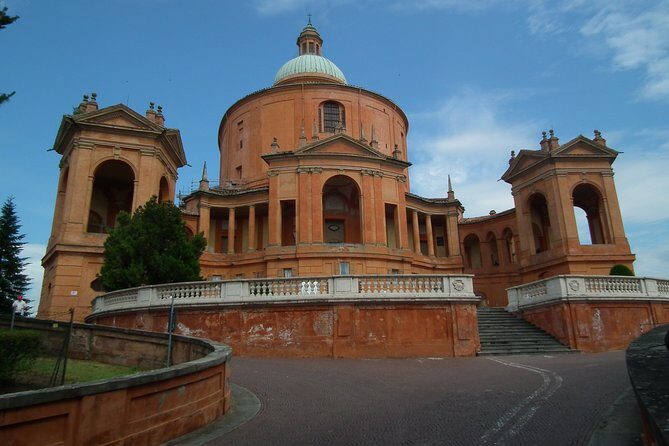 Departure Private Transfers: Bologna City to Bologna Airport BLQ in Luxury Van - Final thoughts