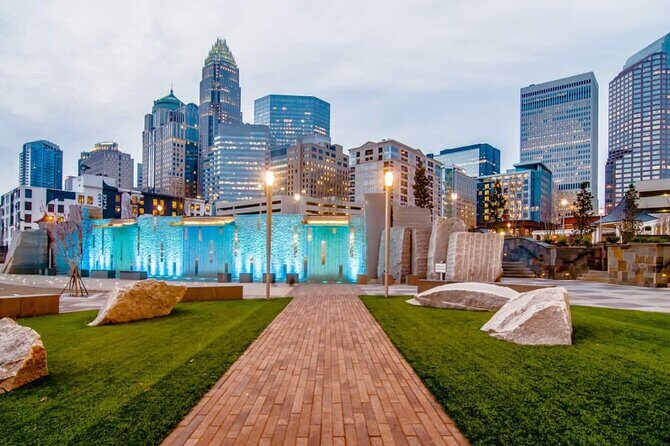 Departure Transfer: Charlotte to Charlotte Douglas Airport CLT in Business Car - The Experience: What You Can Expect