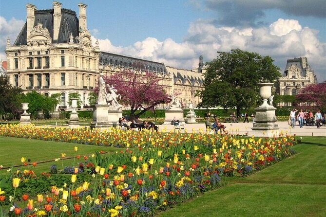 Departure Transfer: Paris Hotels to Paris Train Stations by Van - The Sum Up