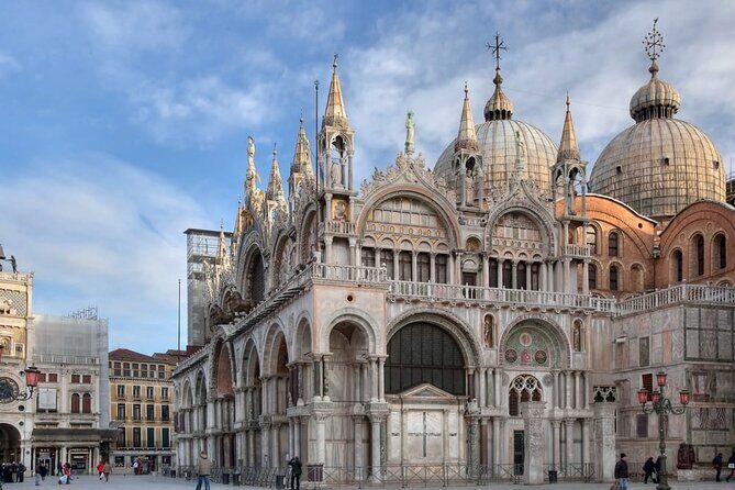 Departure Transfer: Venice to Marco Polo Airport VCE (Luxury Van) - Who Should Consider This Transfer?