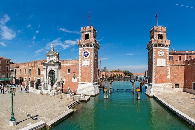 Departure Transfer: Venice to Marco Polo Airport VCE (Luxury Van) - The Nuances and Details That Matter