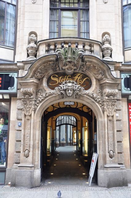 Der Leipziger Passagen-Rundgang in der Altstadt - Beyond the Passages: Why This Tour Matters