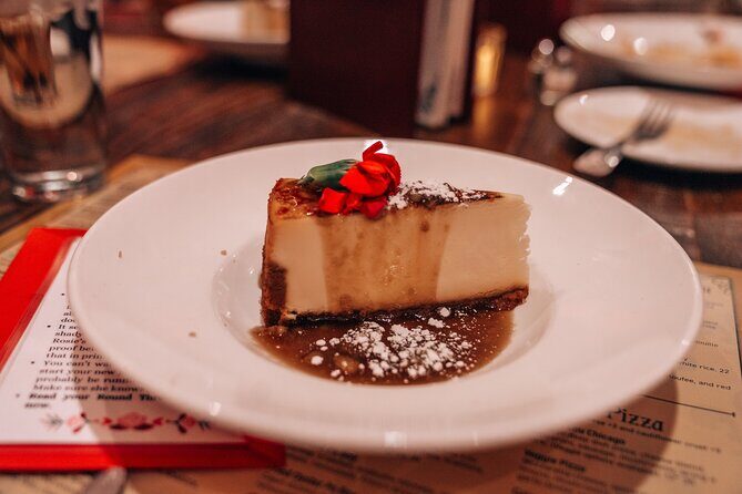 Derby Themed Murder Mystery Food Tour Experience in Louisville - The Atmosphere: Derby Glamour Meets Whodunit