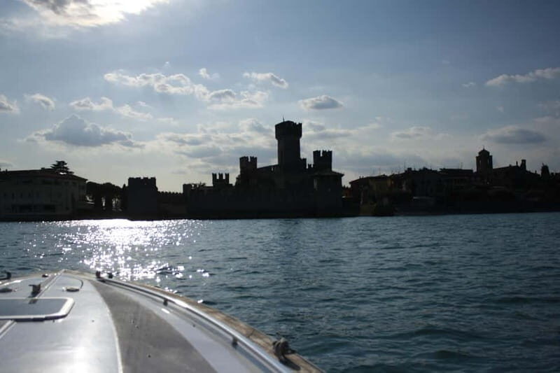 Desenzano: 1-Hour Afternoon Boat Tour to Sirmione - An In-Depth Look at the Experience