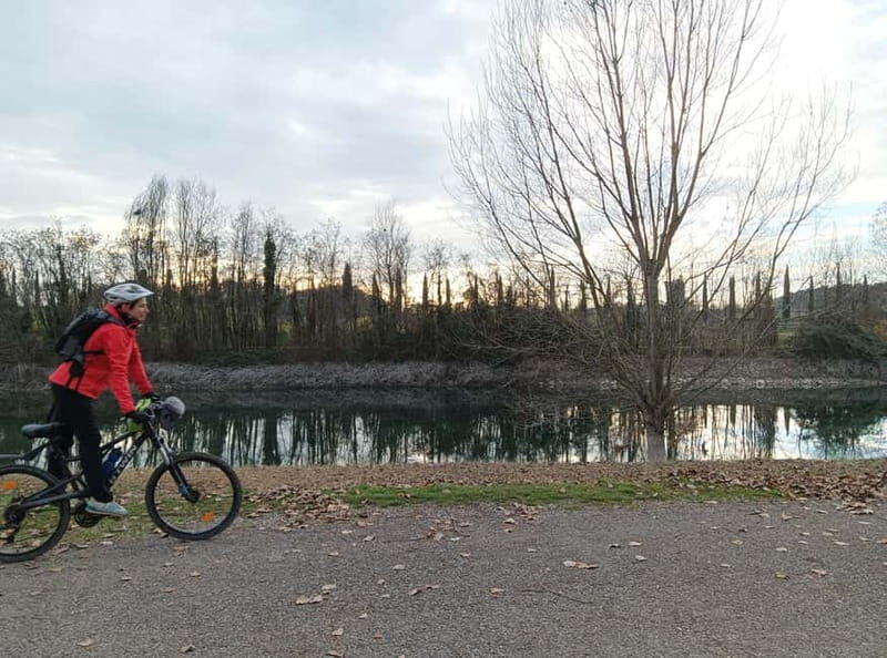 Desenzano d/G: guided bike day trip + selected wines, cooking class - FAQ
