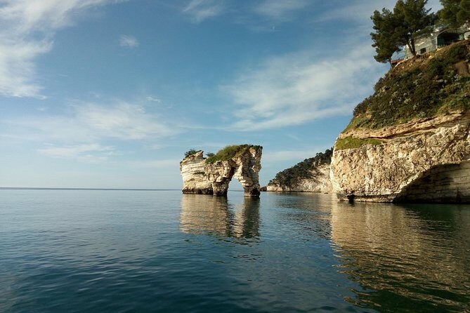 Desirèe: Private boat tour with skipper - Key Points