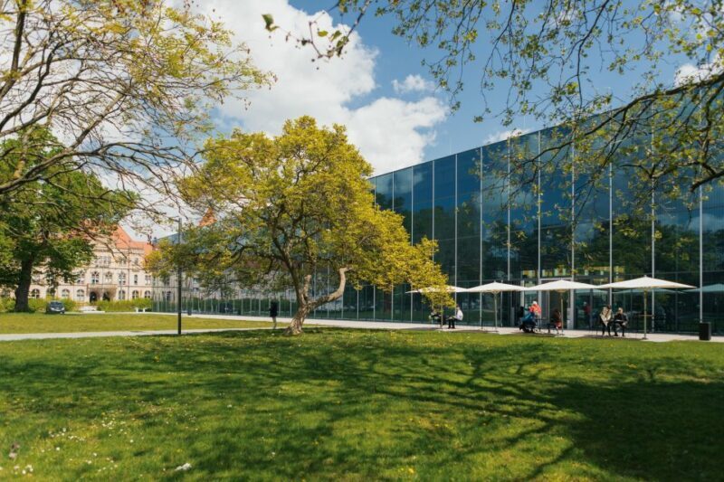 Dessau: Guided Walking Tour through History - Key Points